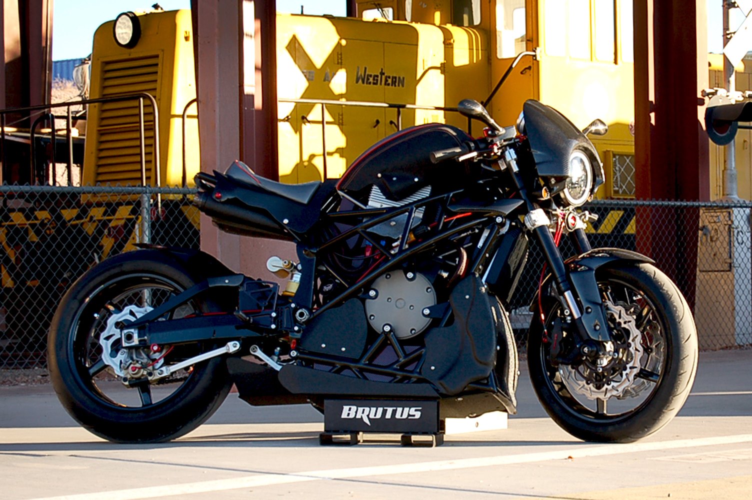 Brutus Electric Motorcycle | Gallery – thepack.news