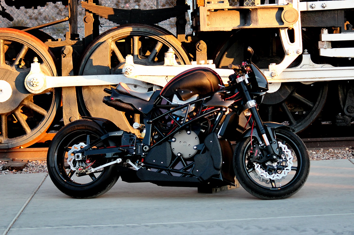 Brutus Electric Motorcycle | Gallery – thepack.news