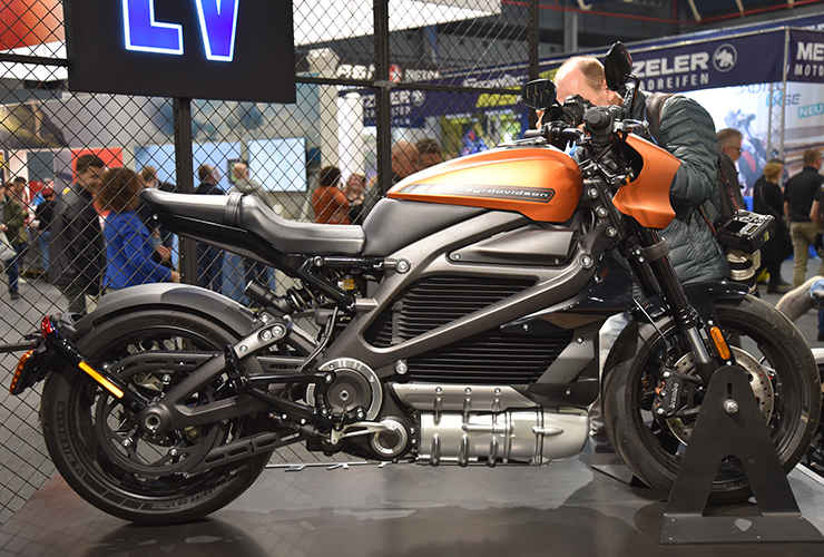 MOTORbeurs Utrecht in The Netherlands | picture gallery – thepack.news