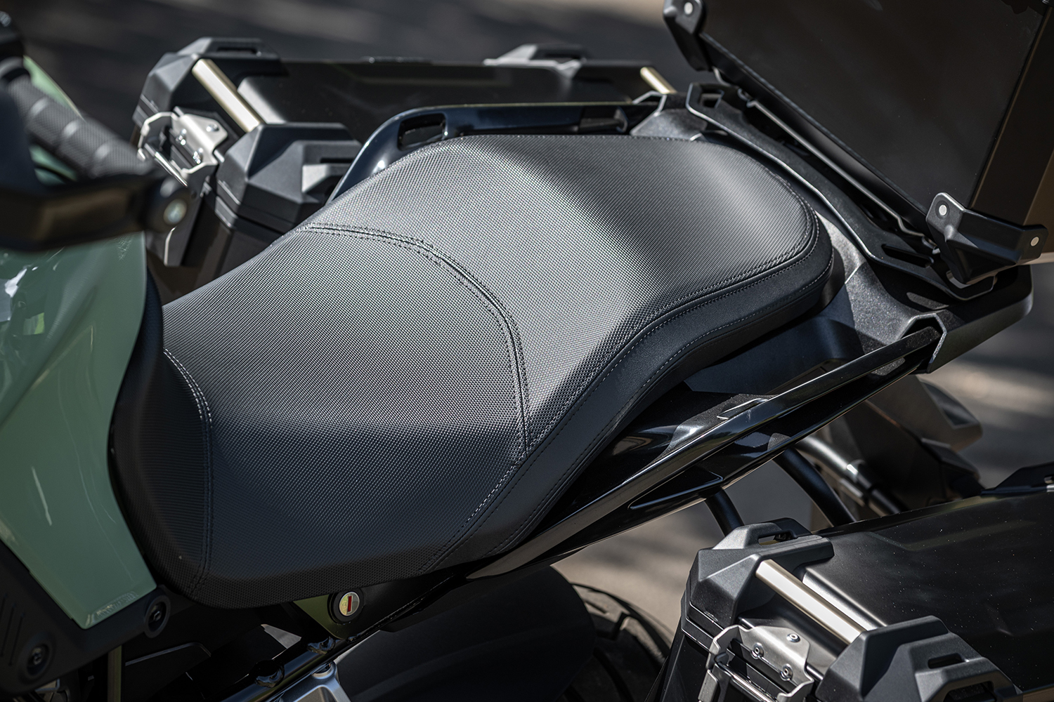 Zero Motorcycles releases new electric adventure motorcycle DSR/X in ...