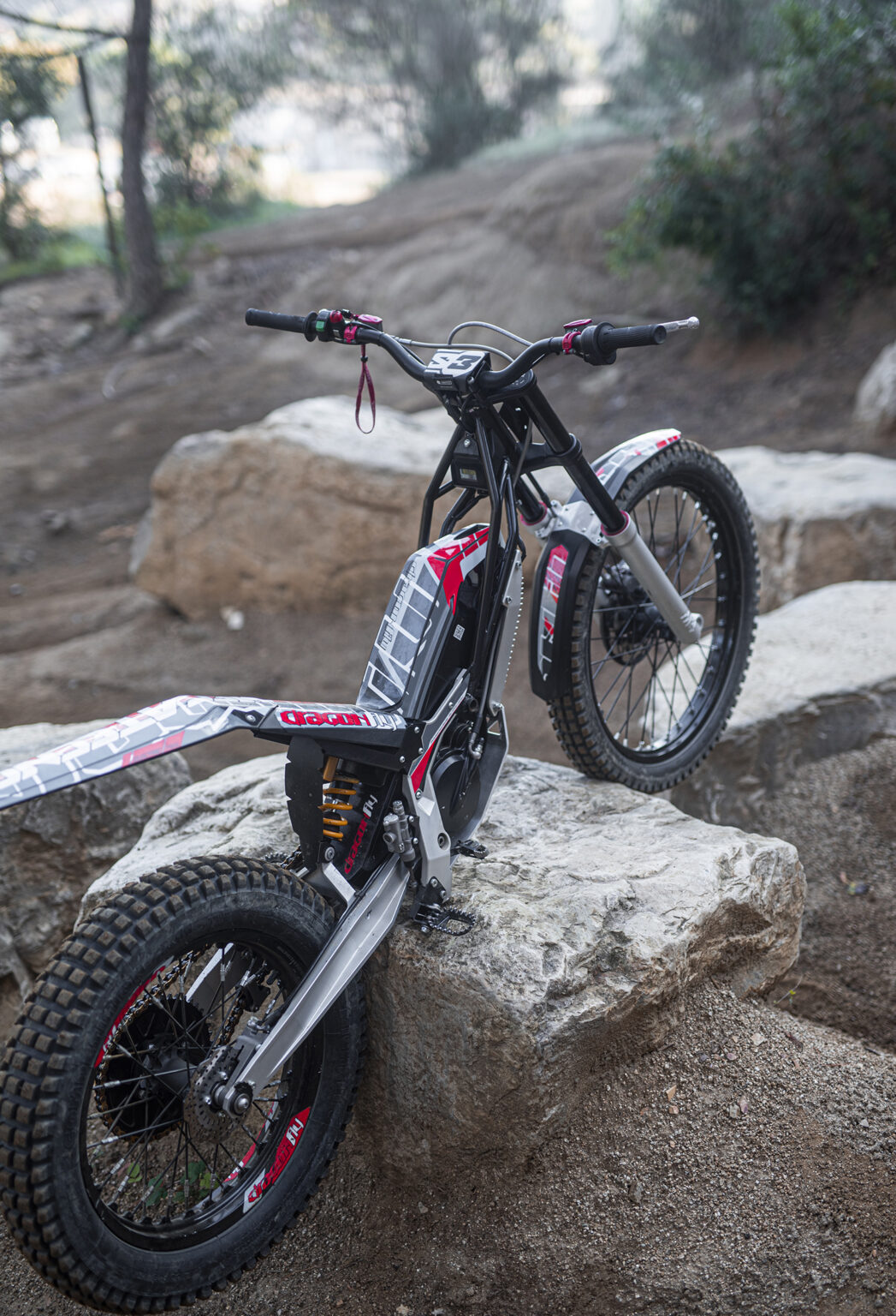 Electric motortrial DragonFly from Spanish manufacturer Mecatecno in ...