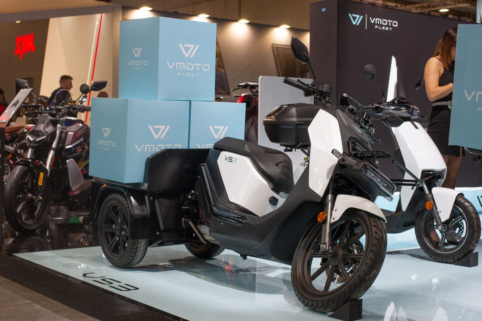 Vmoto Fleet presents the new three-wheeled cargo escooter VS3 at EICMA – thepack.news