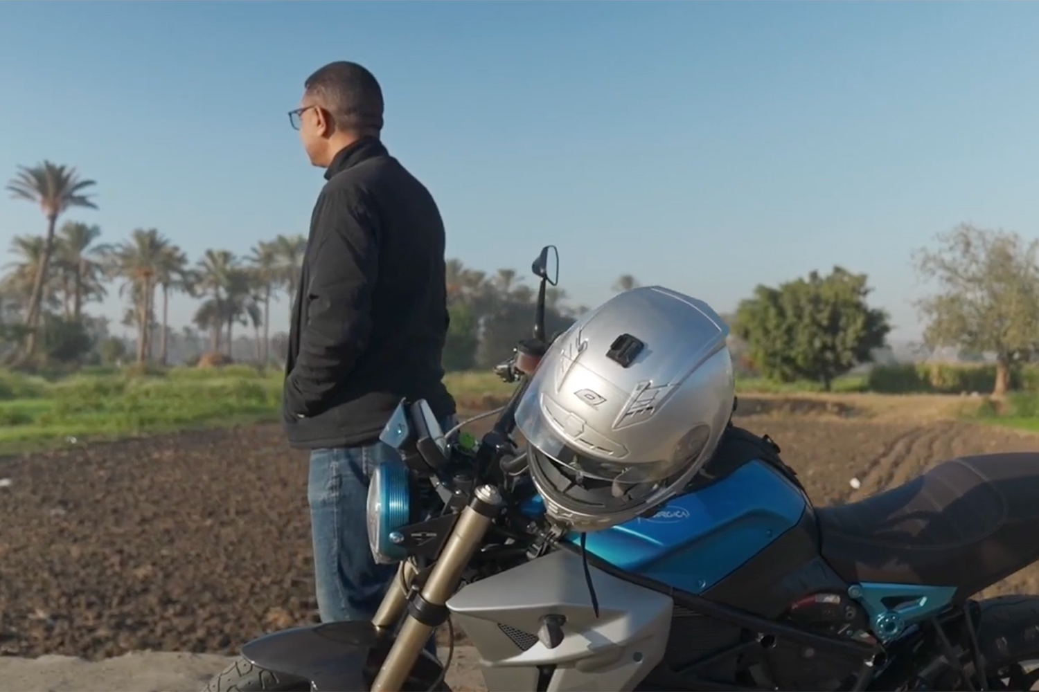 Ali Abdo’s ride to COP27 with his EVA EsseEsse9 from Energica – thepack ...