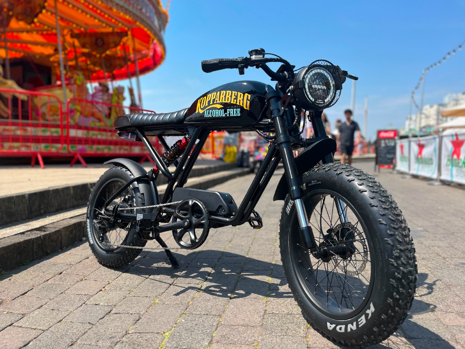 Cooler King ships its retro-futuristic exclusive e-bikes all over the ...