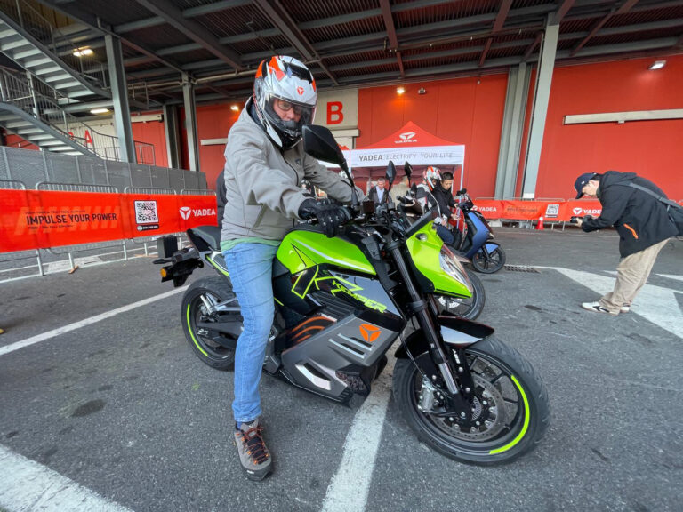 First ride with Yadea’s electric naked bike ‘Kemper’ – thepack.news