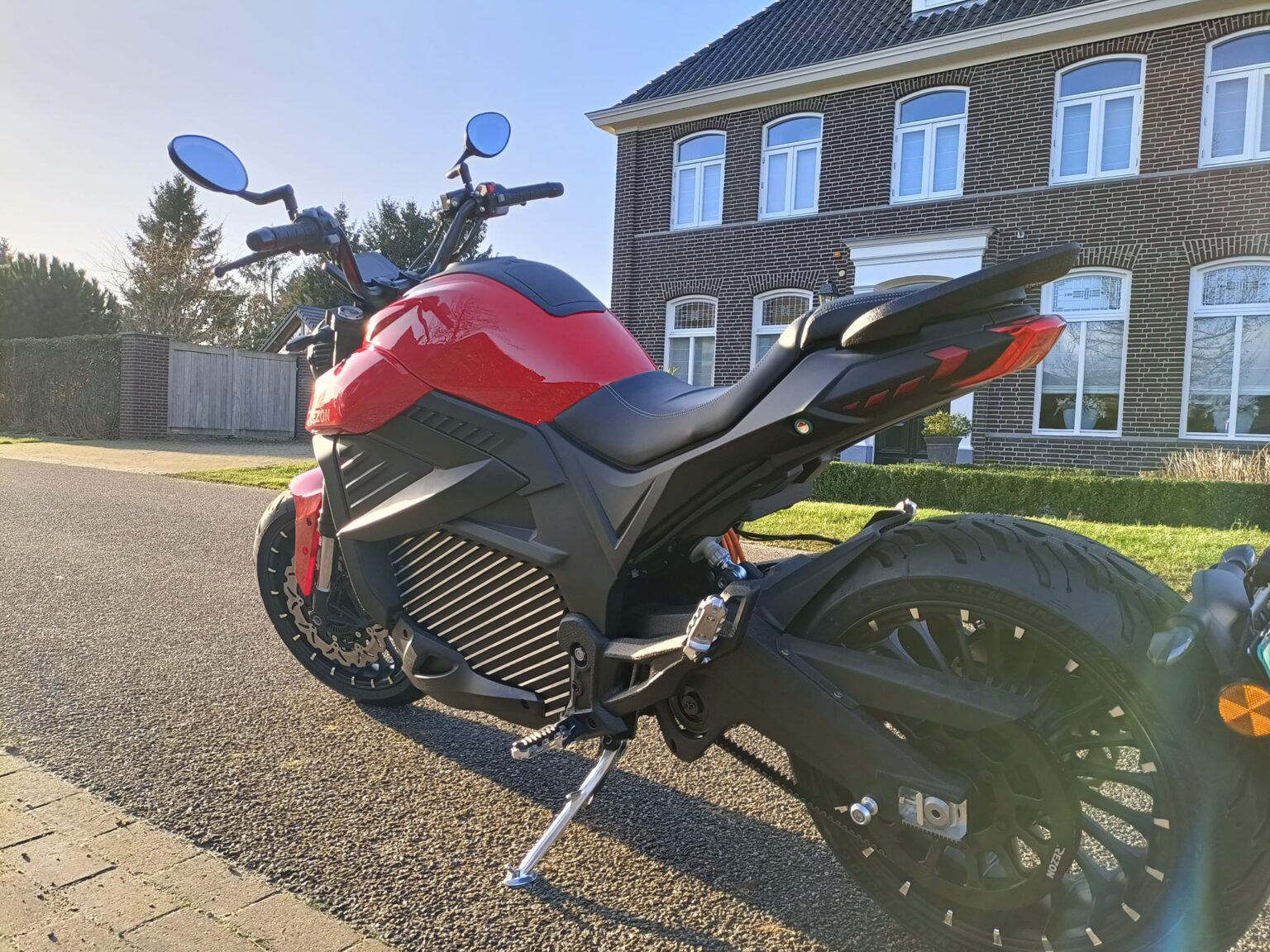 First test Bohemia from Rezon Motorcycles – thepack.news